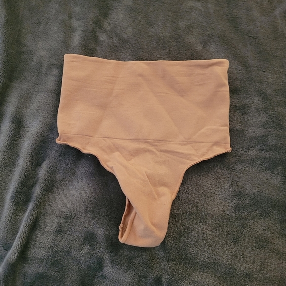 SKIMS | Intimates & Sleepwear | Skims Khakinude Stomach Shapewear ...